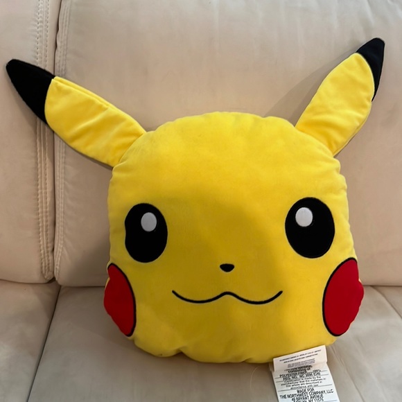 Pokemon | Toys | Pokmon Plush Pickachu | Poshmark